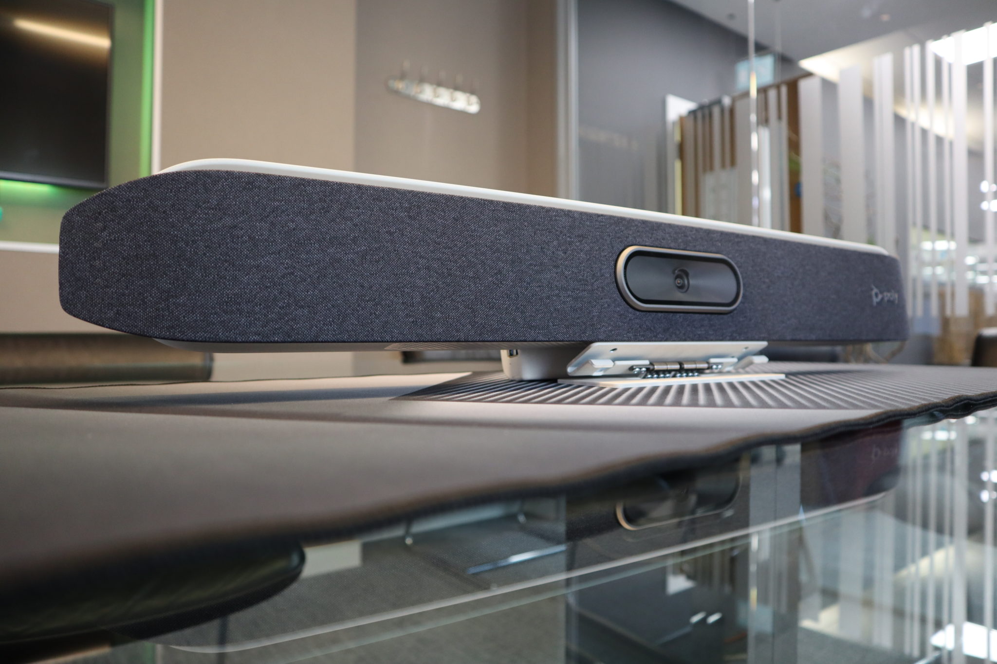 How To Use Teams In Meeting Rooms - Poly X30 - Cloud Nexus